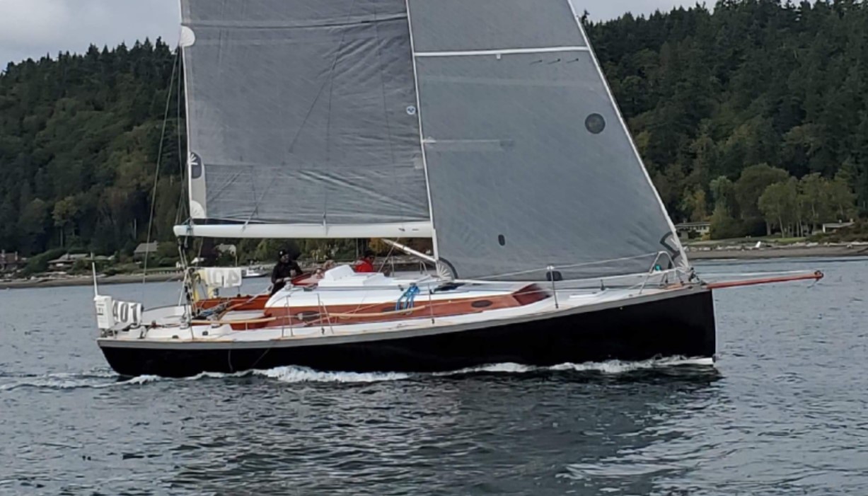 Gray Wolf Competing In The Race To Alaska - Lyman-Morse Boatbuilding
